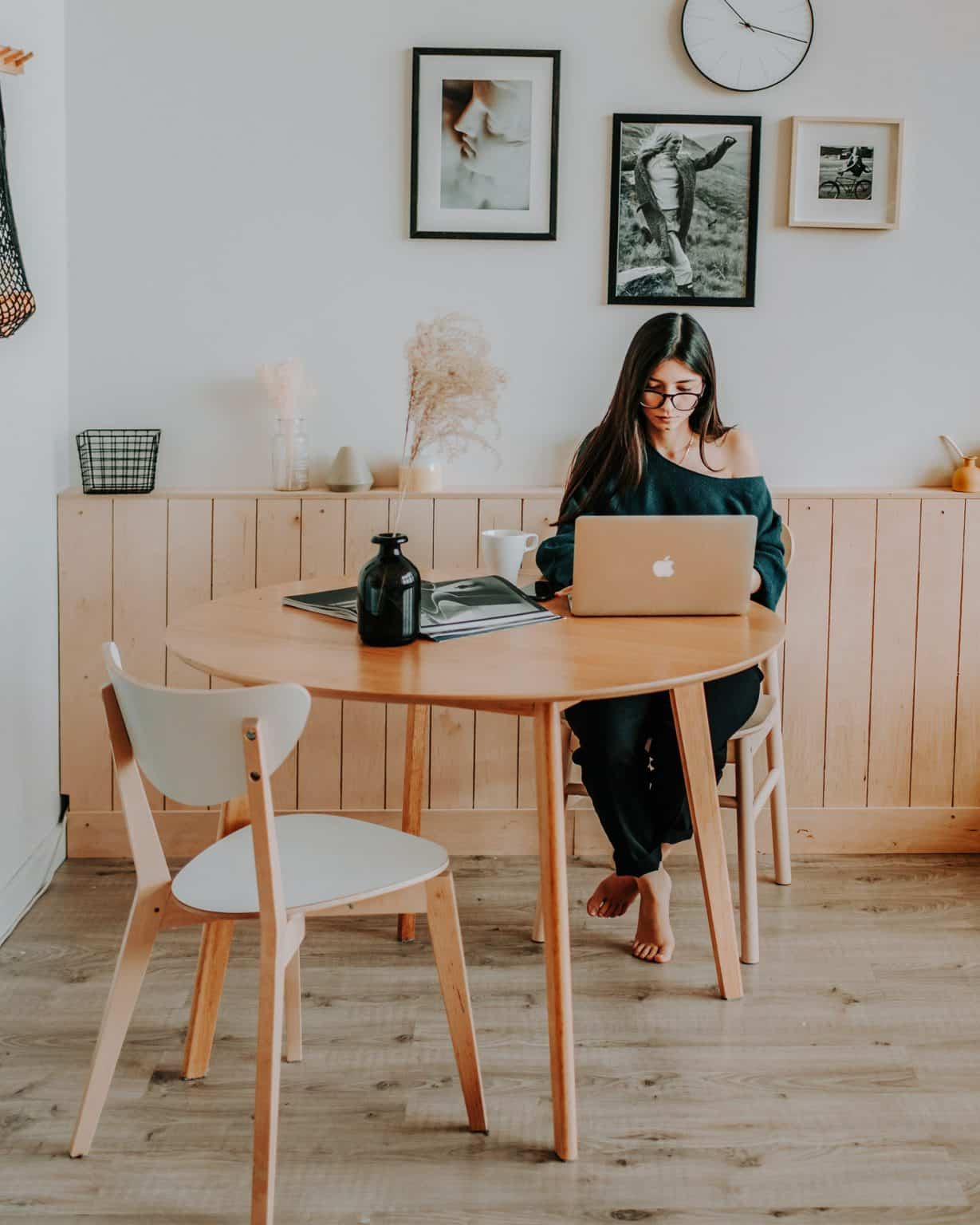 How to "Unplug" From Work: Tips for a Healthy Work/Life Balance