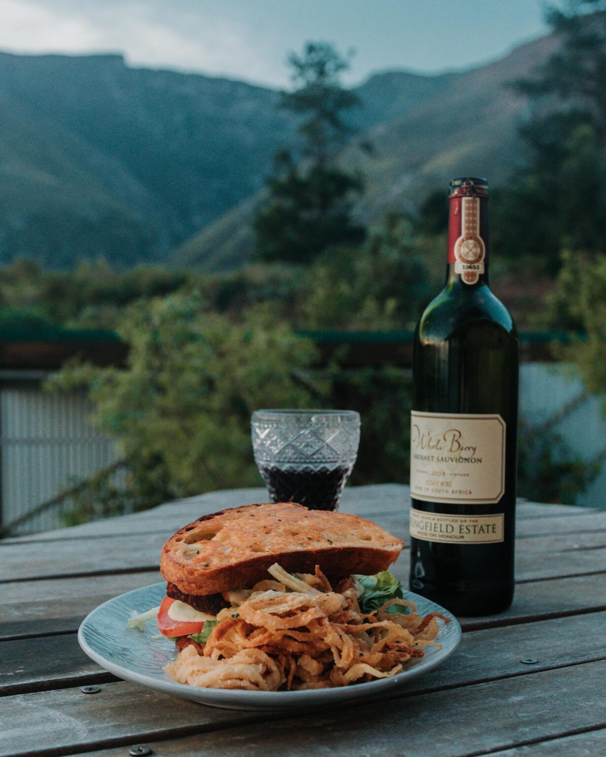 A Cozy Swellendam Getaway at Eco Treehouse